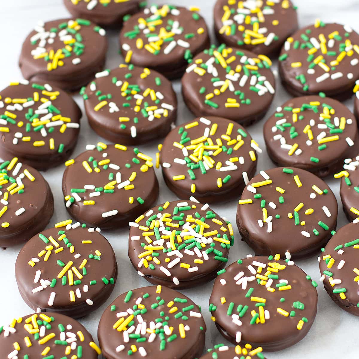 Chocolate-Covered Oreo Cookies • Sarahs Bake Studio